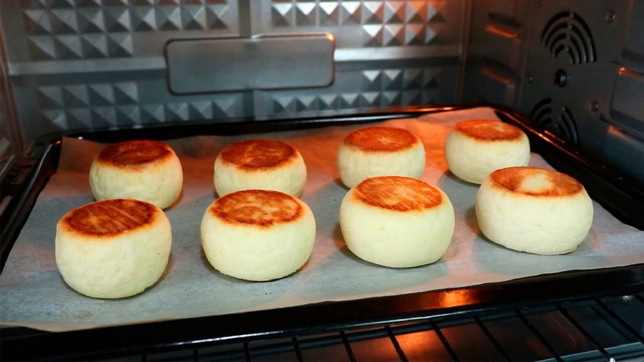 Рецепт смачних сирників як з ресторану без борошна. Читайте на UKR.NET